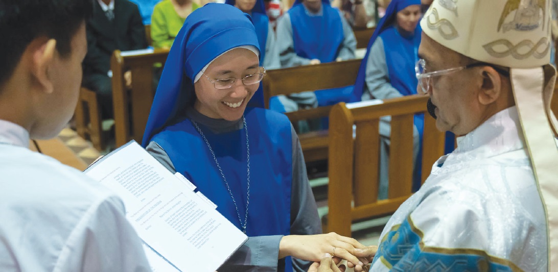 Sr Maria Filia Docilis professes perpetual vows
