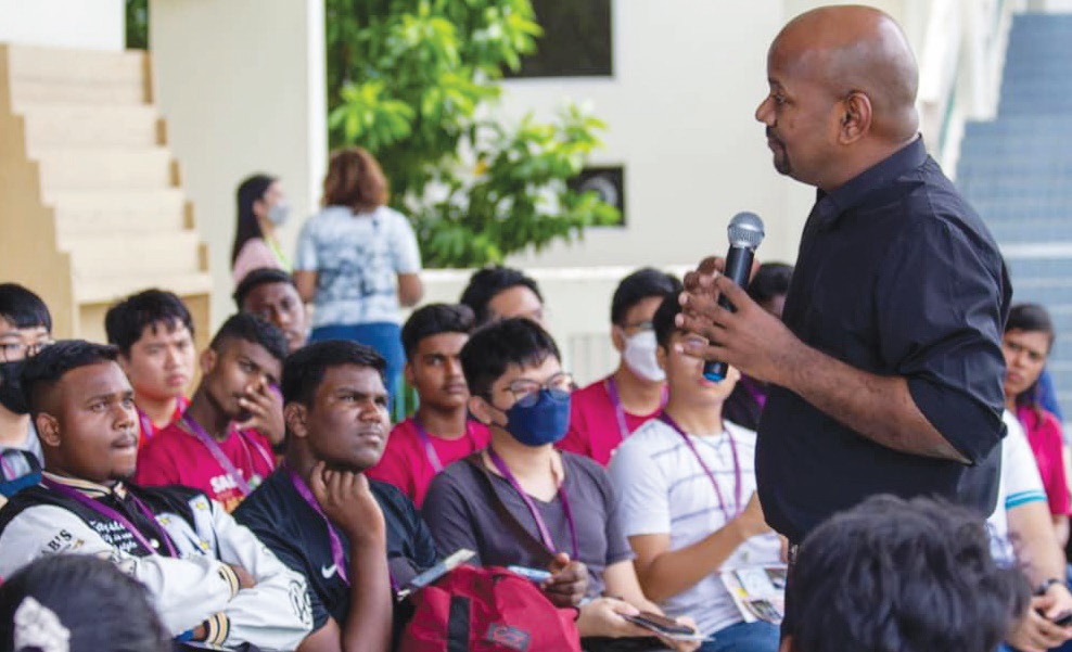 Welcoming vocations: An ecclesial community that embraces desire and doubt