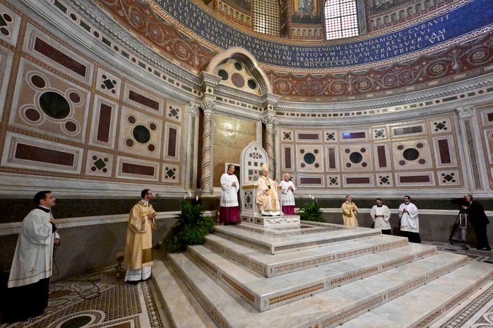 Pope Leo to celebrate Holy Thursday Mass at St. John Lateran after ...