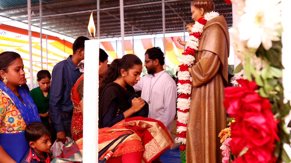 Bangladesh Catholics face security fears at major pilgrimage amid tense ...